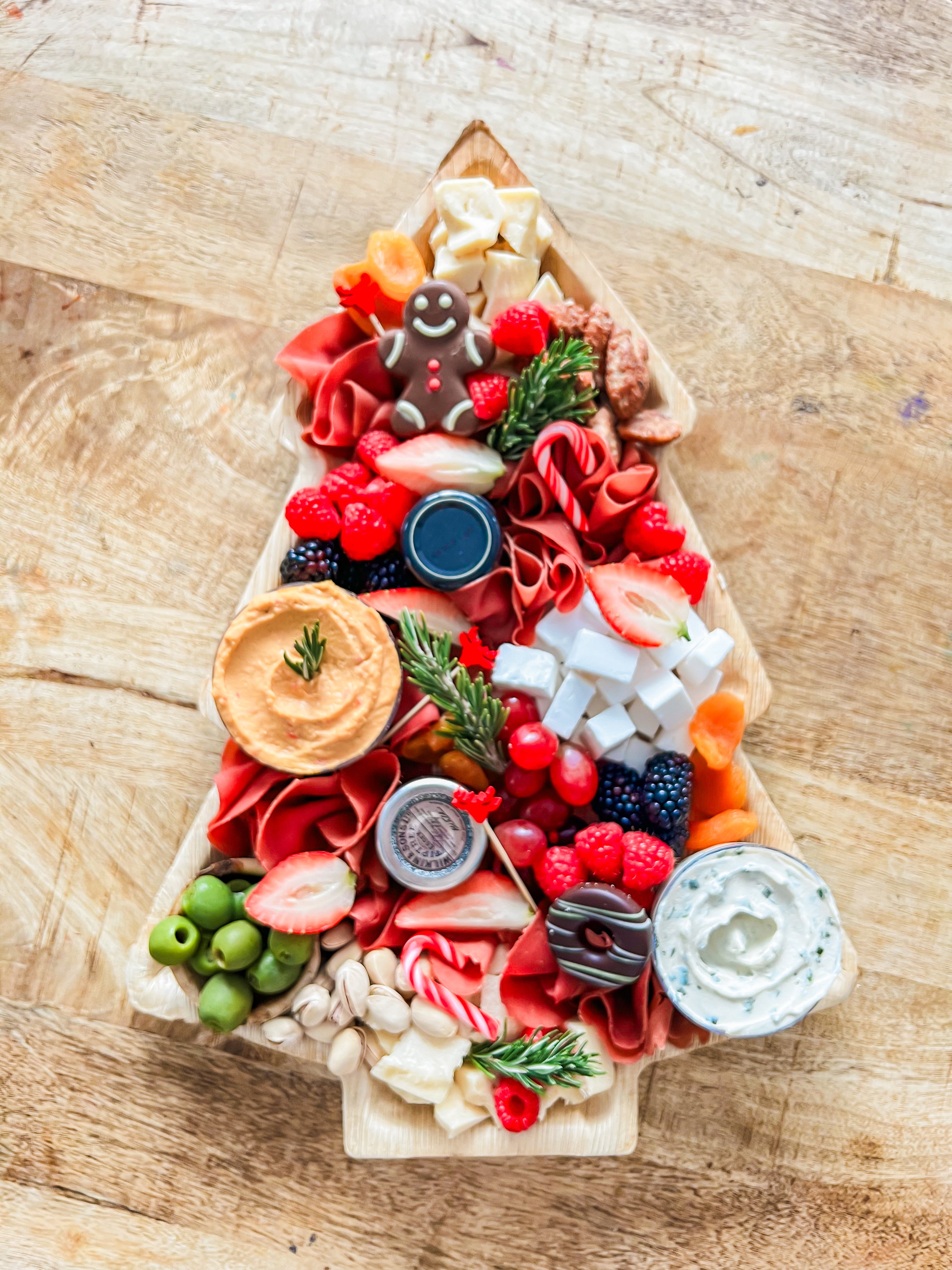 Christmas Tree Grazing Board (Holiday Special Edition) – French Boards ...